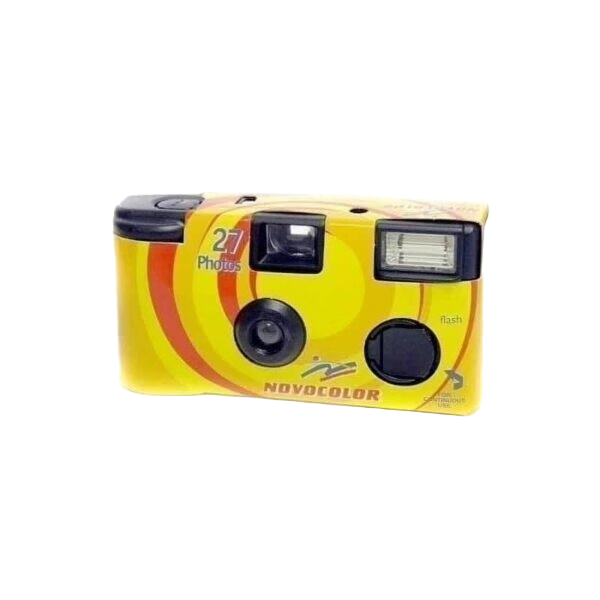 Novocolor Flash x27 engangskamera 03/26 – Grainy Vibes
